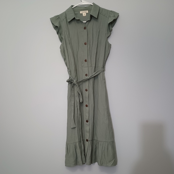 Monteau | Dresses | Monteau Sage Green Midi Dress S | Poshmark